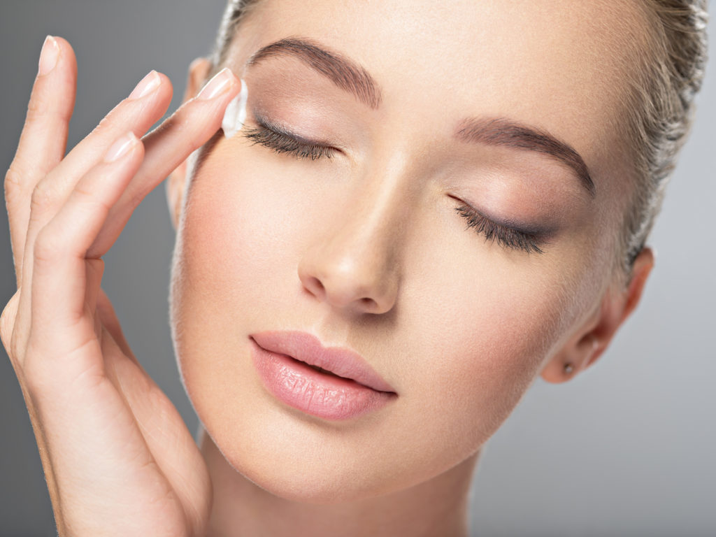 Eyelid Surgery: Everything You Need To Know - Azul Cosmetic Surgery and ...